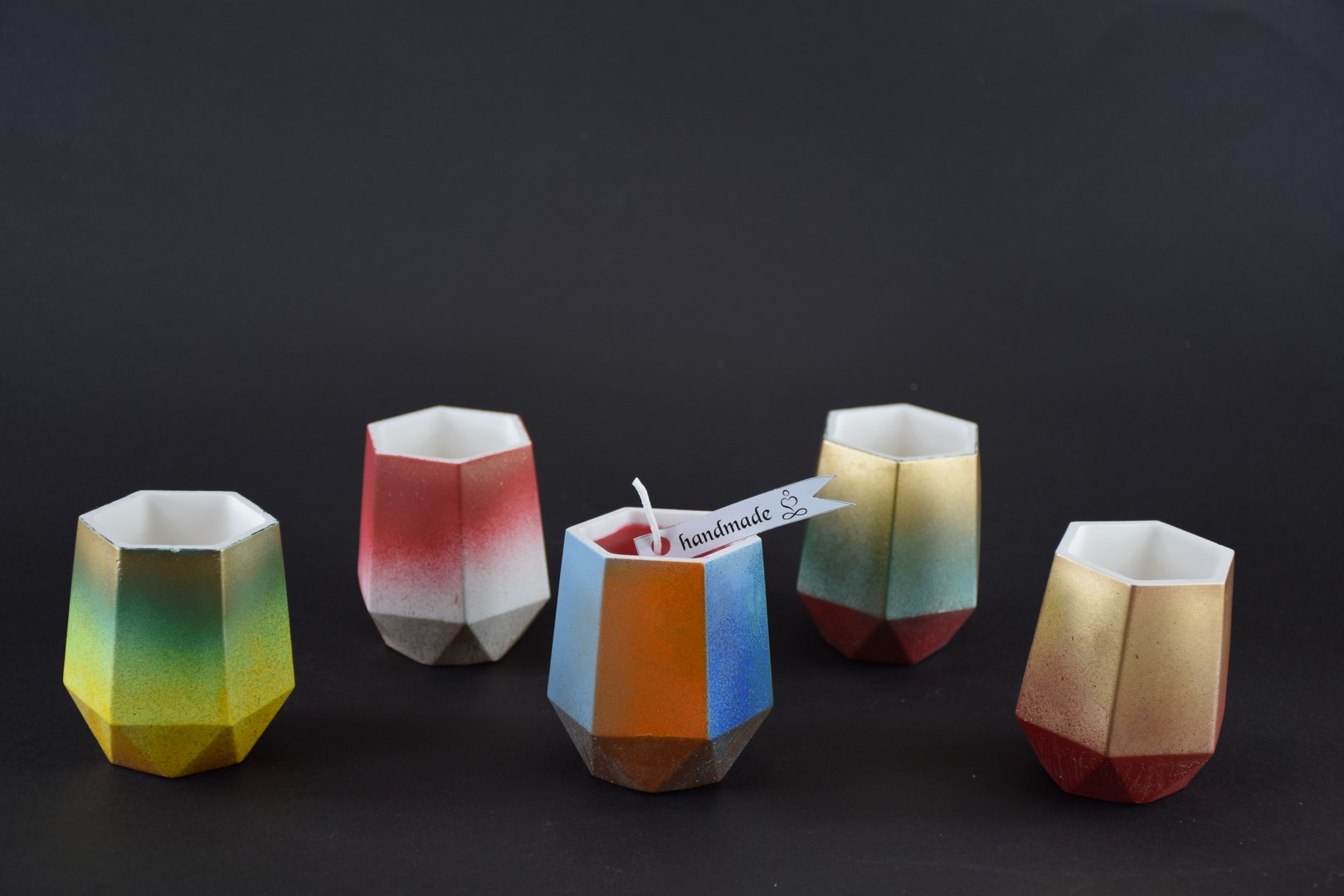 Suport hexagon – Statui și decorațiuni frumoase