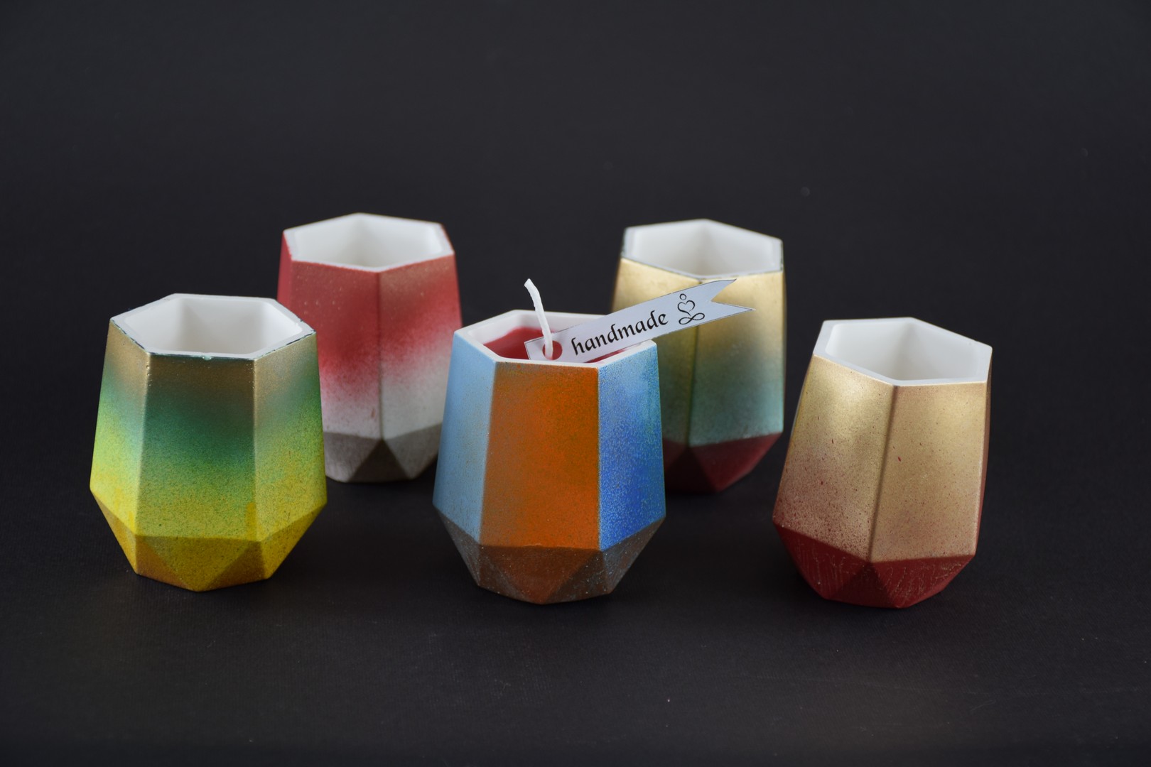 Suport hexagon – Statui și decorațiuni frumoase